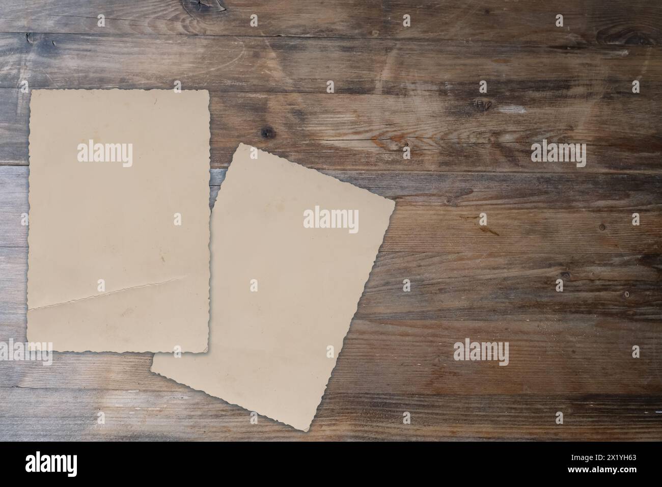 empty mock up background of old wood, set of vintage photos with blank ...