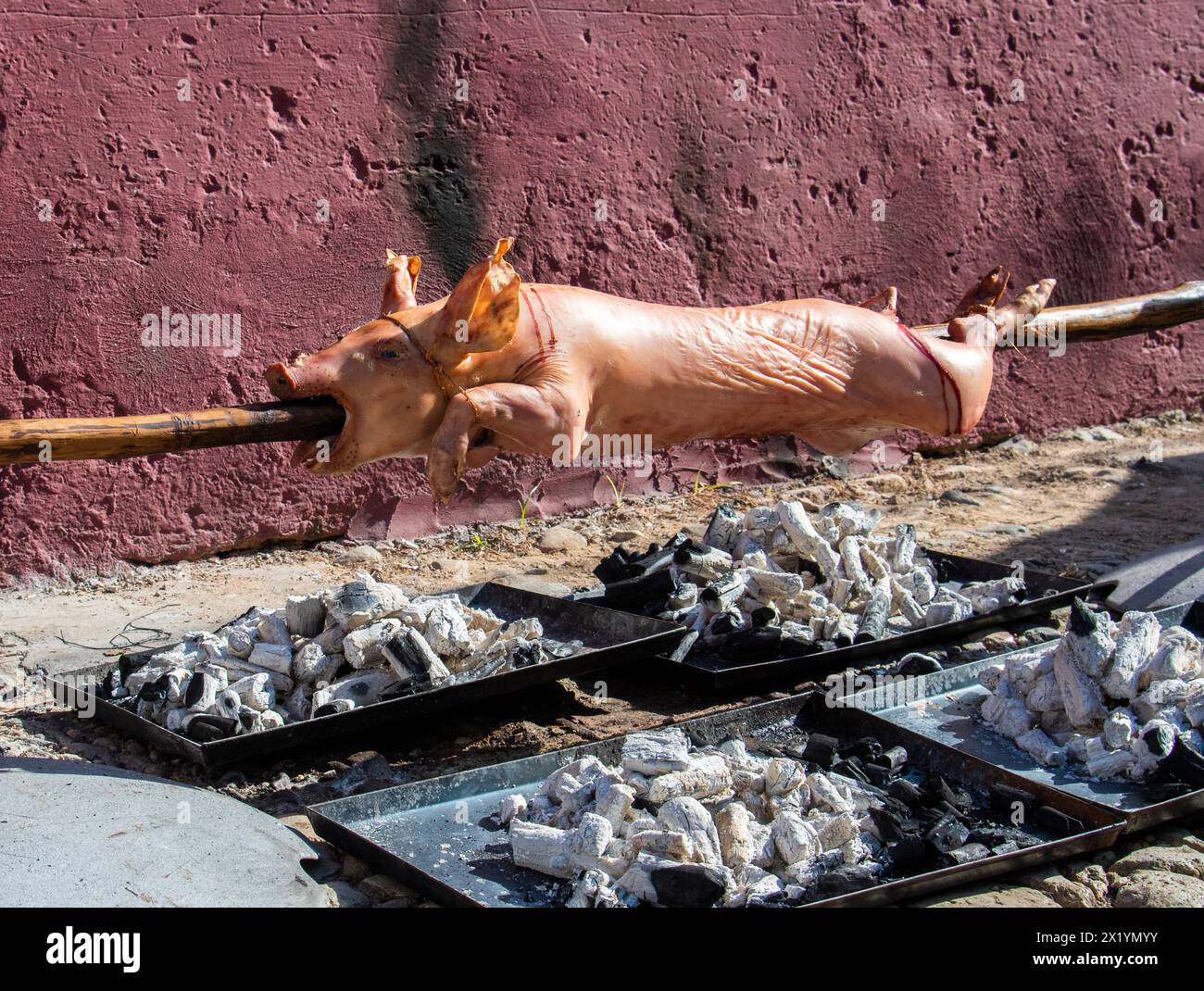Rotisserie cooking cuba hi-res stock photography and images - Alamy