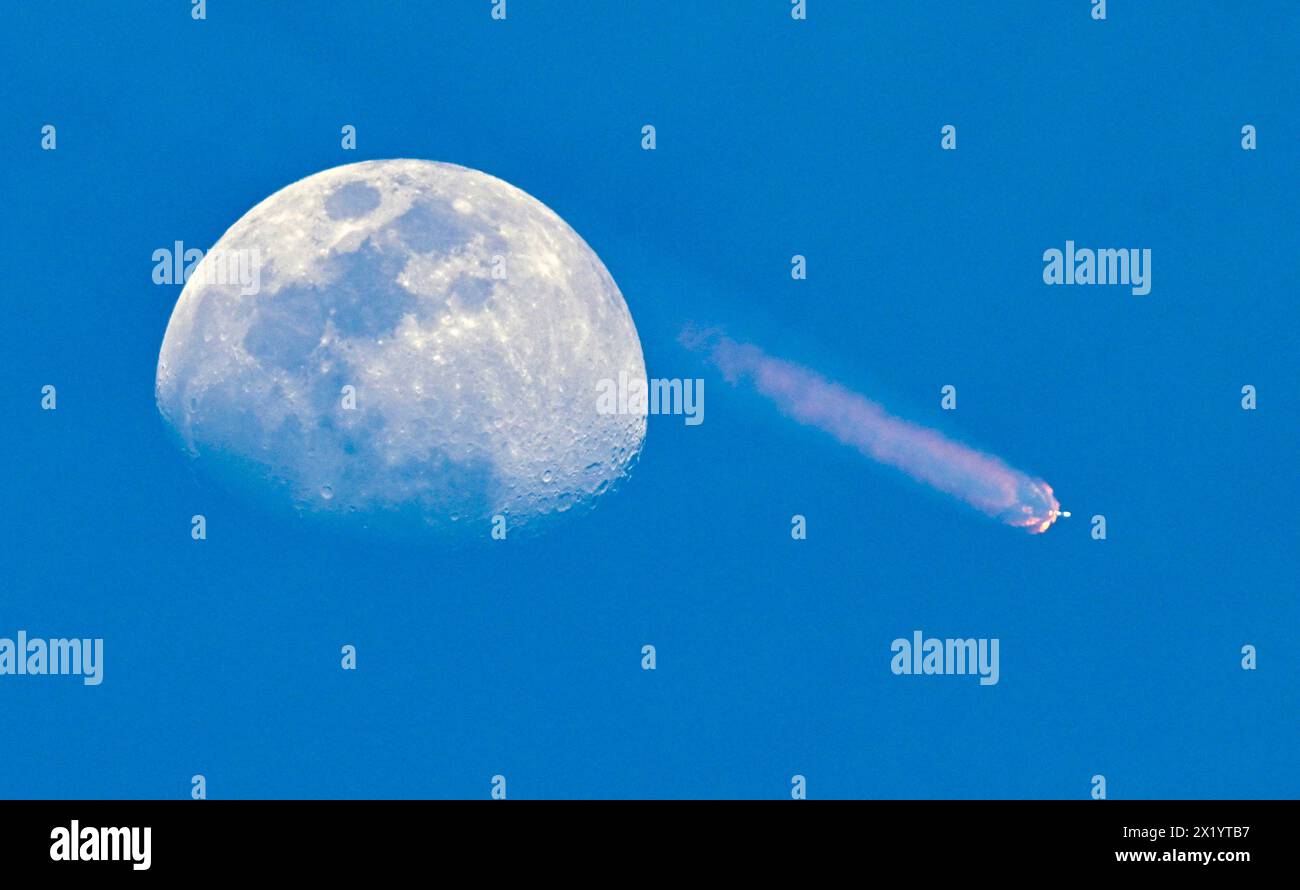 A SpaceX Falcon 9 rocket carrying twenty three Starlink satellites ...