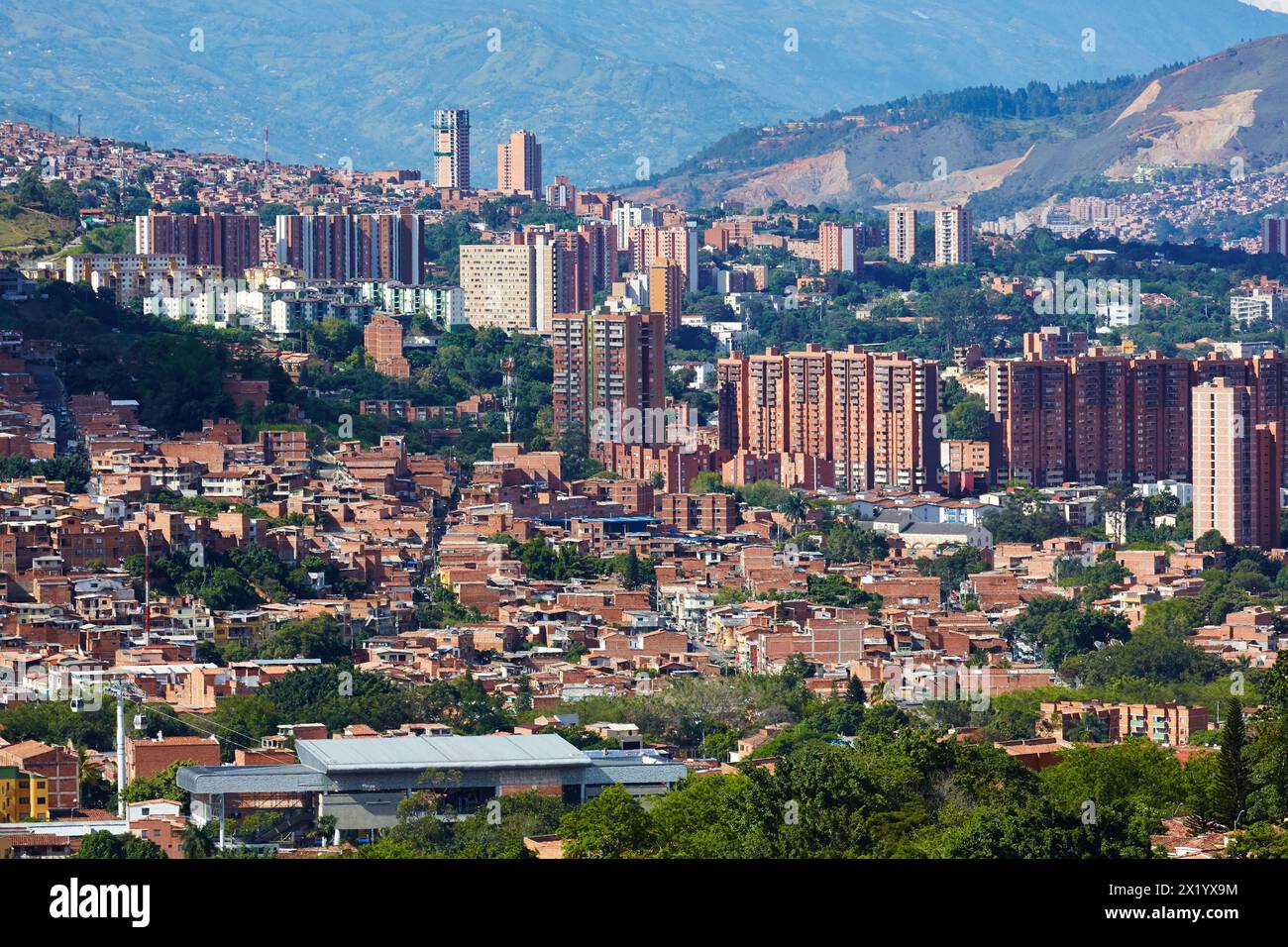 Medellin overview hi-res stock photography and images - Alamy