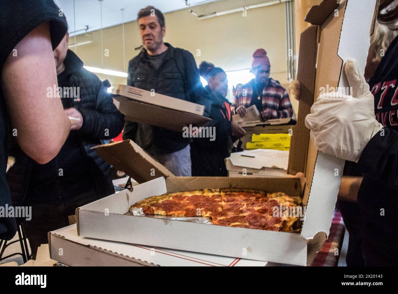 Hunger relief efforts hi-res stock photography and images - Alamy