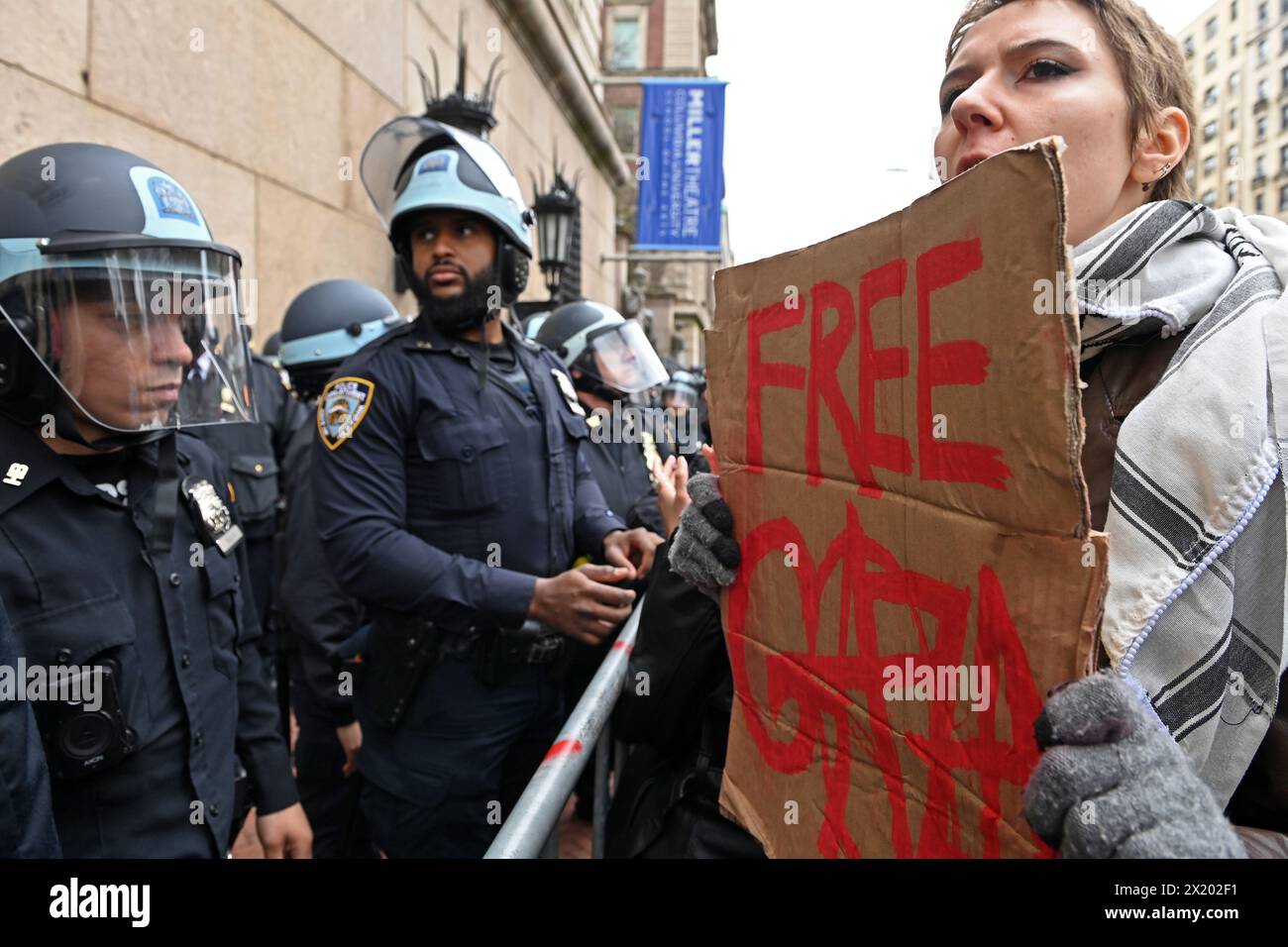 New York, New York, USA. 18th Apr, 2024. Palestinian supporters ...
