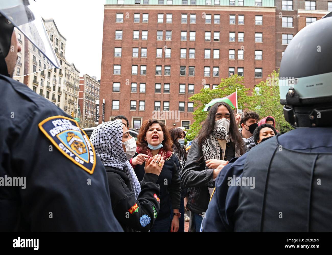 New York, New York, USA. 18th Apr, 2024. Palestinian supporters ...