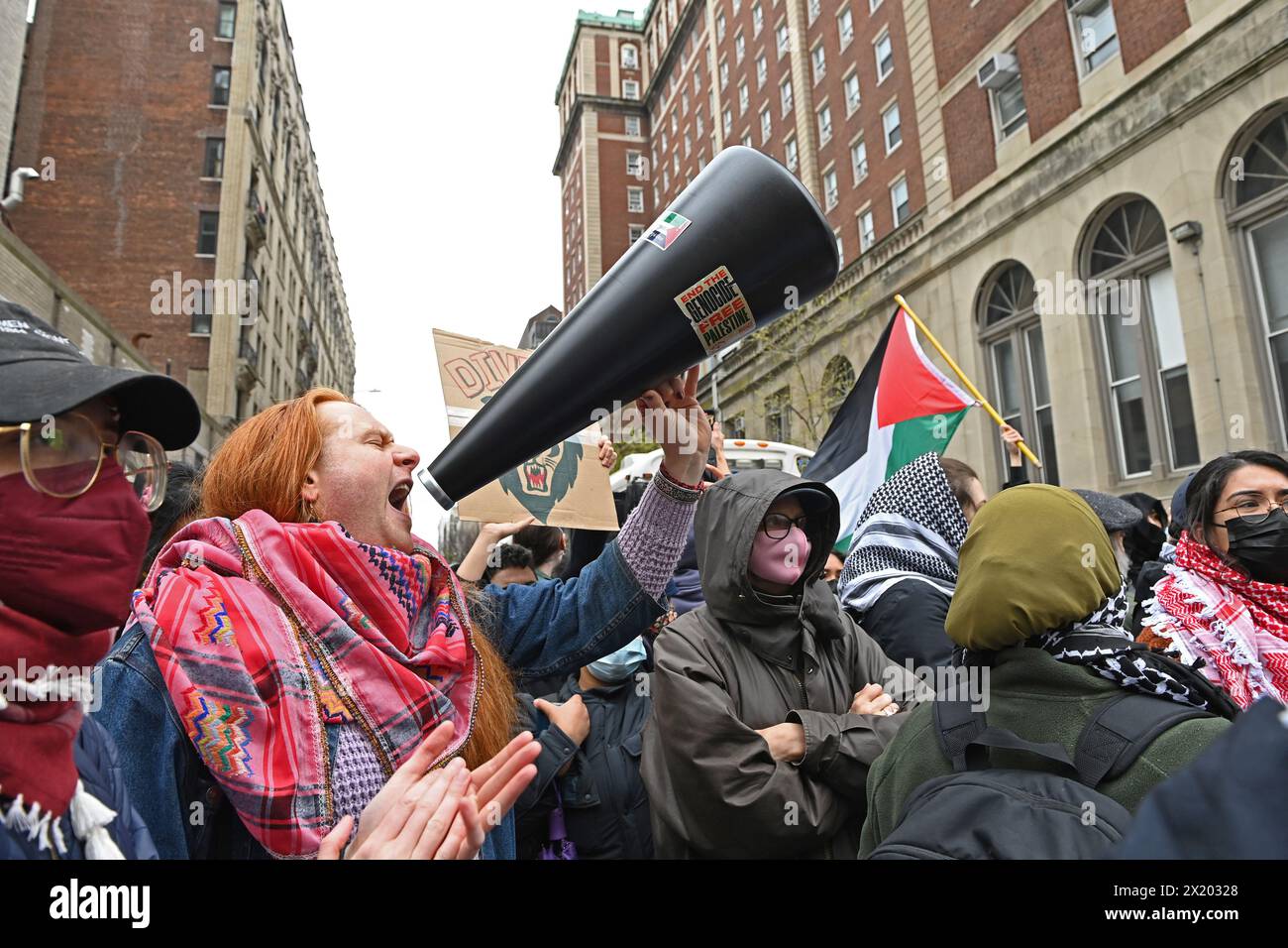 New York, New York, USA. 18th Apr, 2024. Palestinian supporters ...