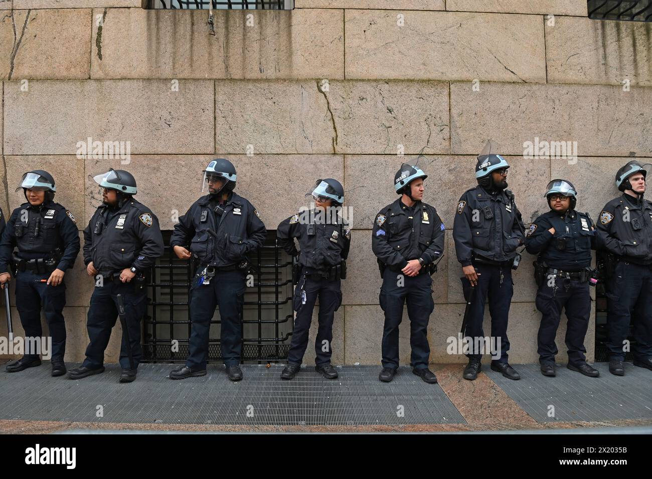 New York, New York, USA. 18th Apr, 2024. Palestinian supporters ...