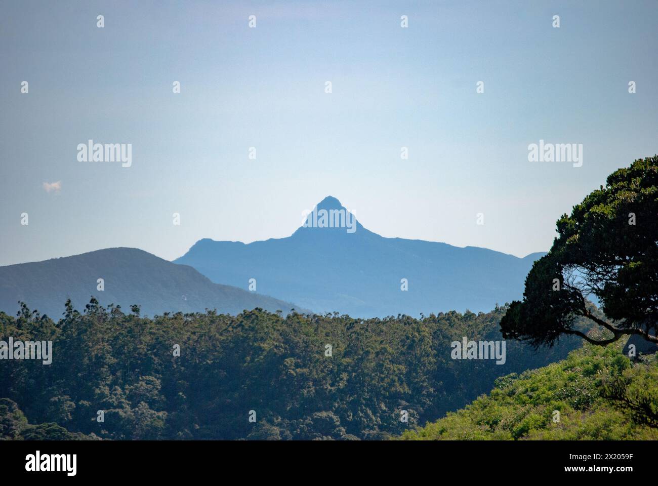 Sri pada hi-res stock photography and images - Alamy