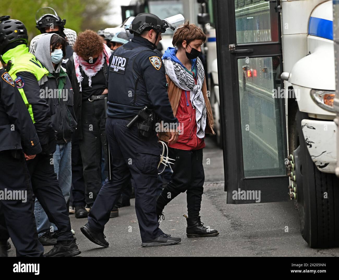 New York, New York, USA. 18th Apr, 2024. Over 100 protesters were ...
