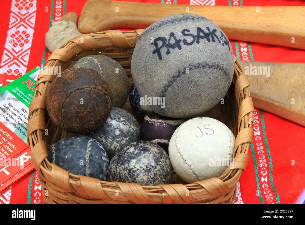 Basque ball hi-res stock photography and images - Alamy