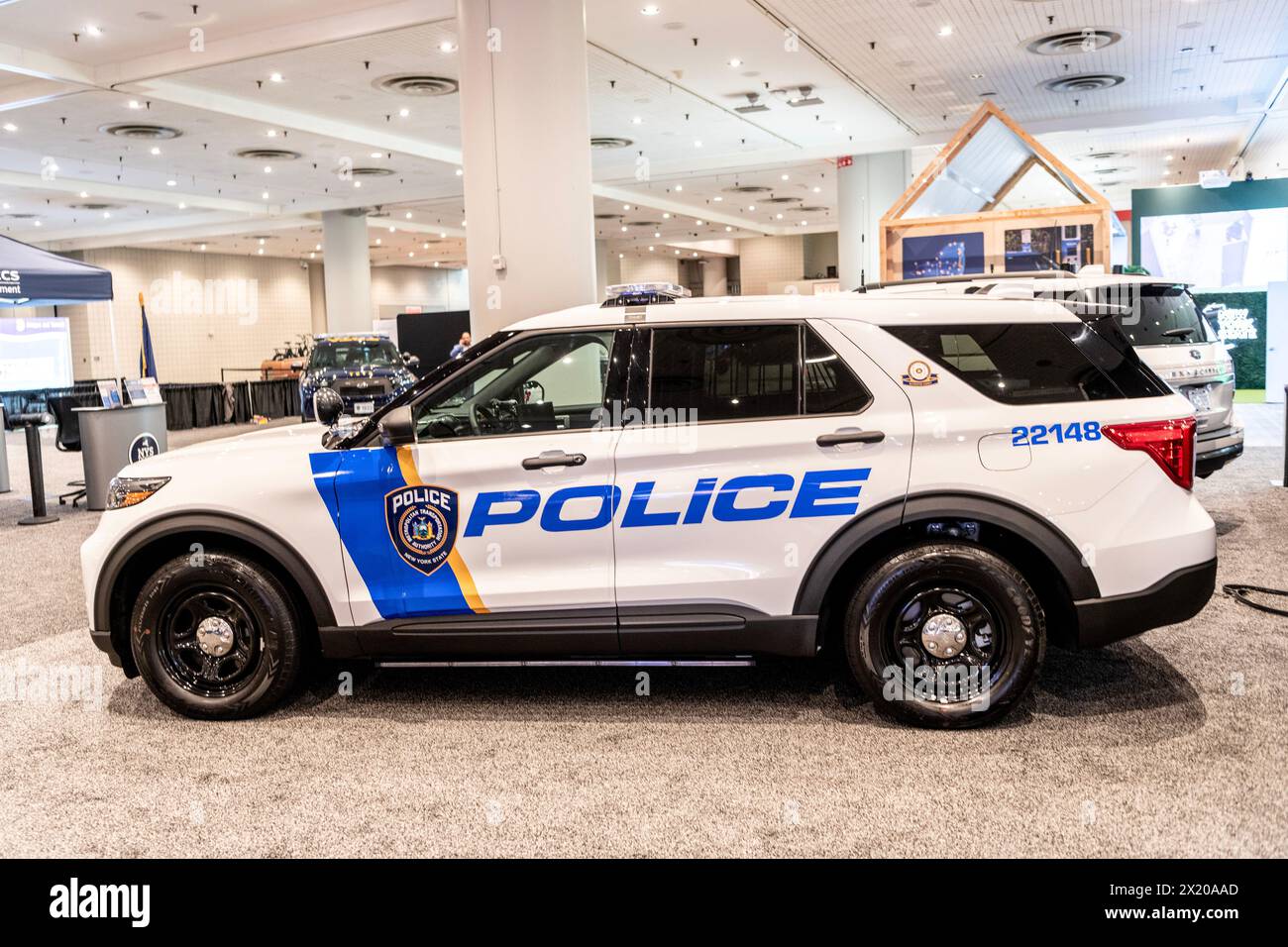 Ford explorer police hi-res stock photography and images - Alamy