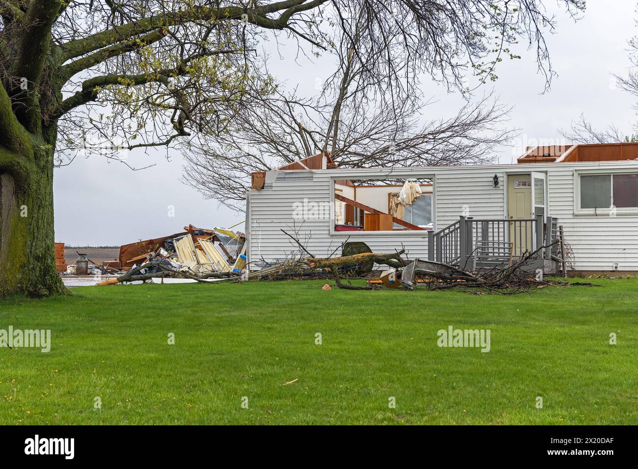 A house in New London, Iowa that was destroyed by an EF-2 tornado on ...