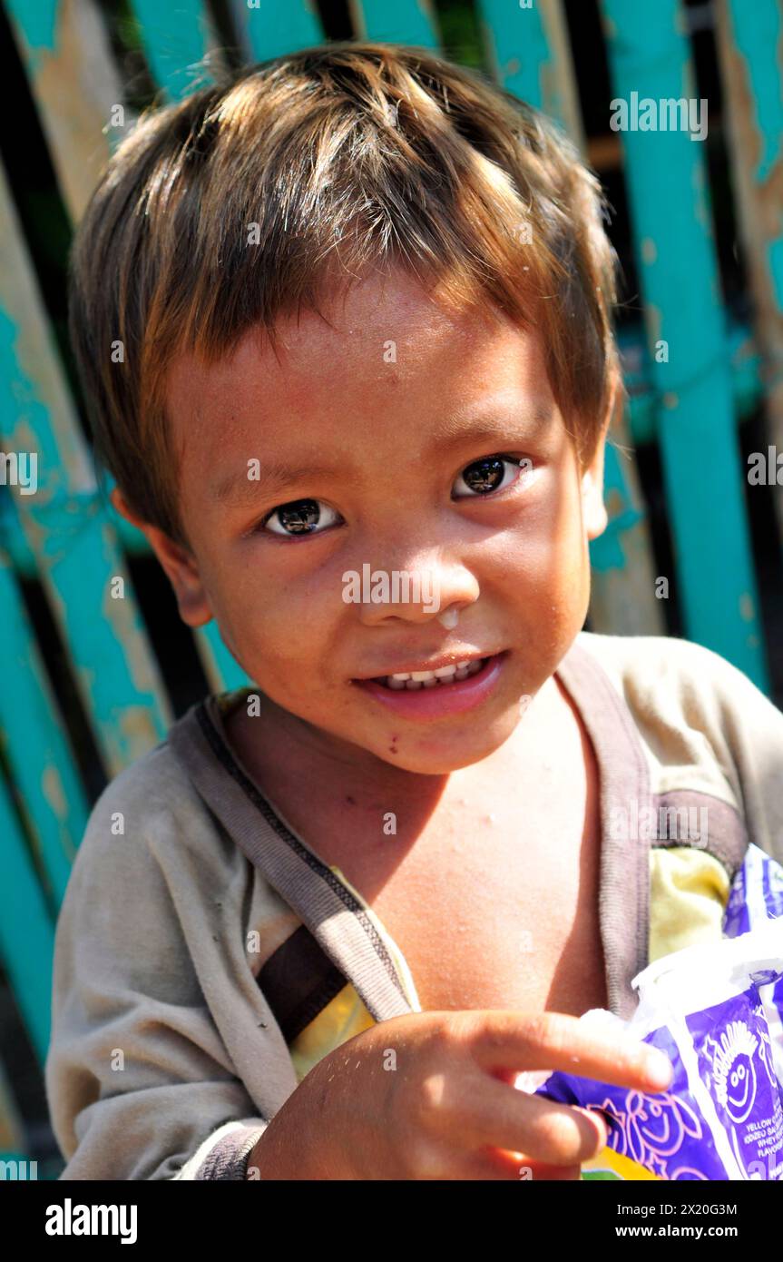 Philippine boy hi-res stock photography and images - Alamy