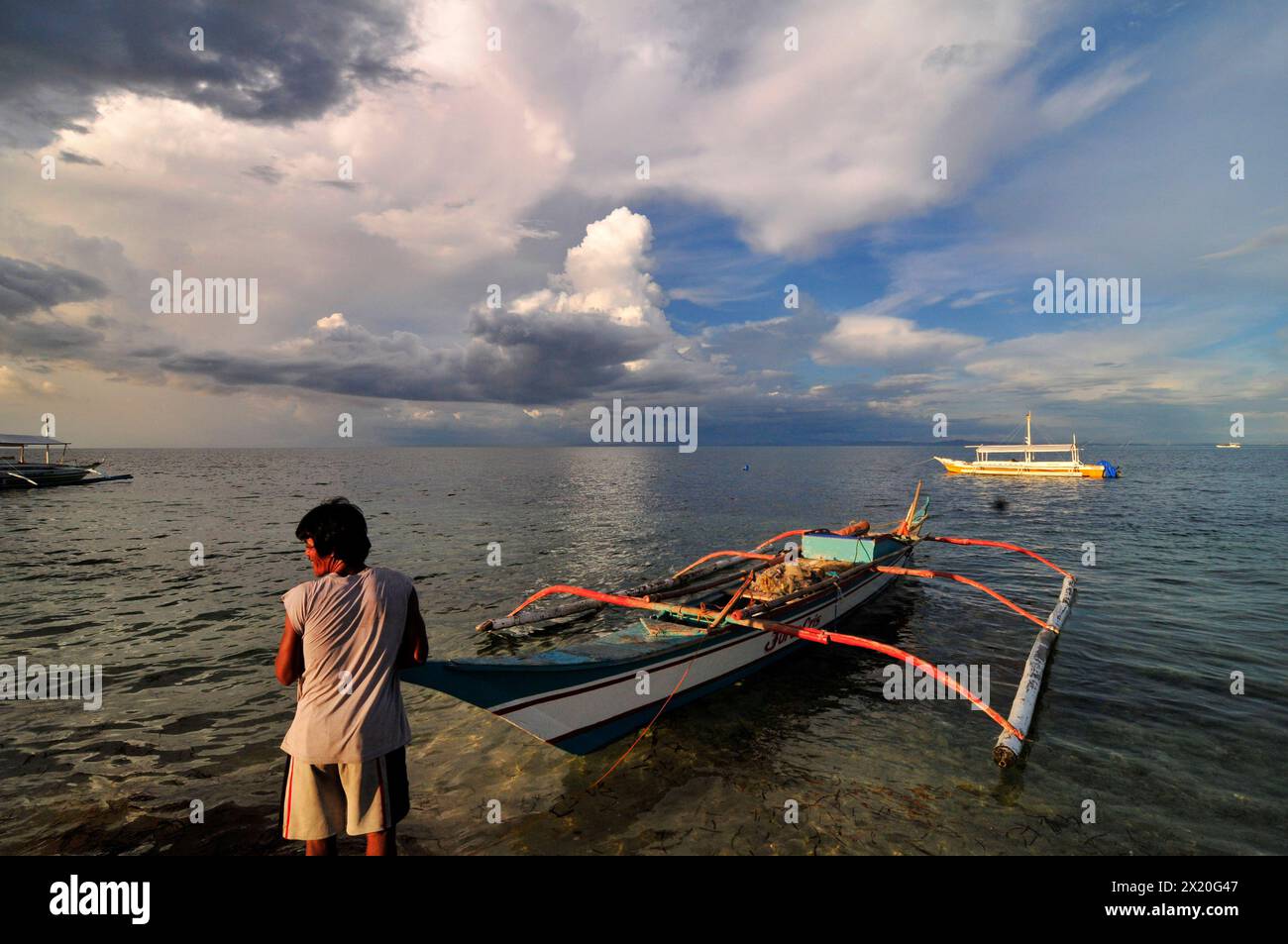 Pinoy boat hi-res stock photography and images - Alamy