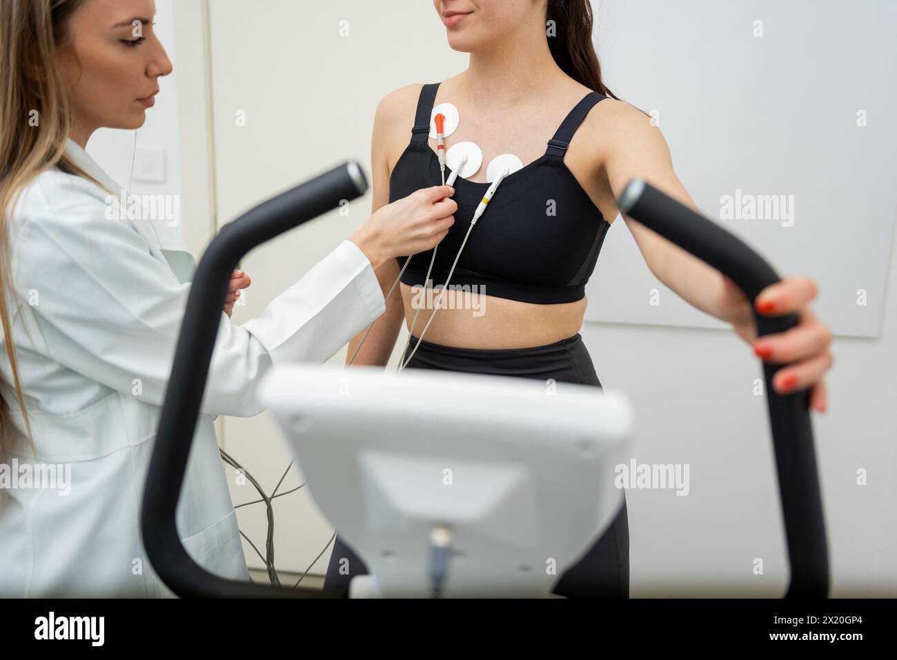 Exercise test cardiovascular hi-res stock photography and images - Alamy