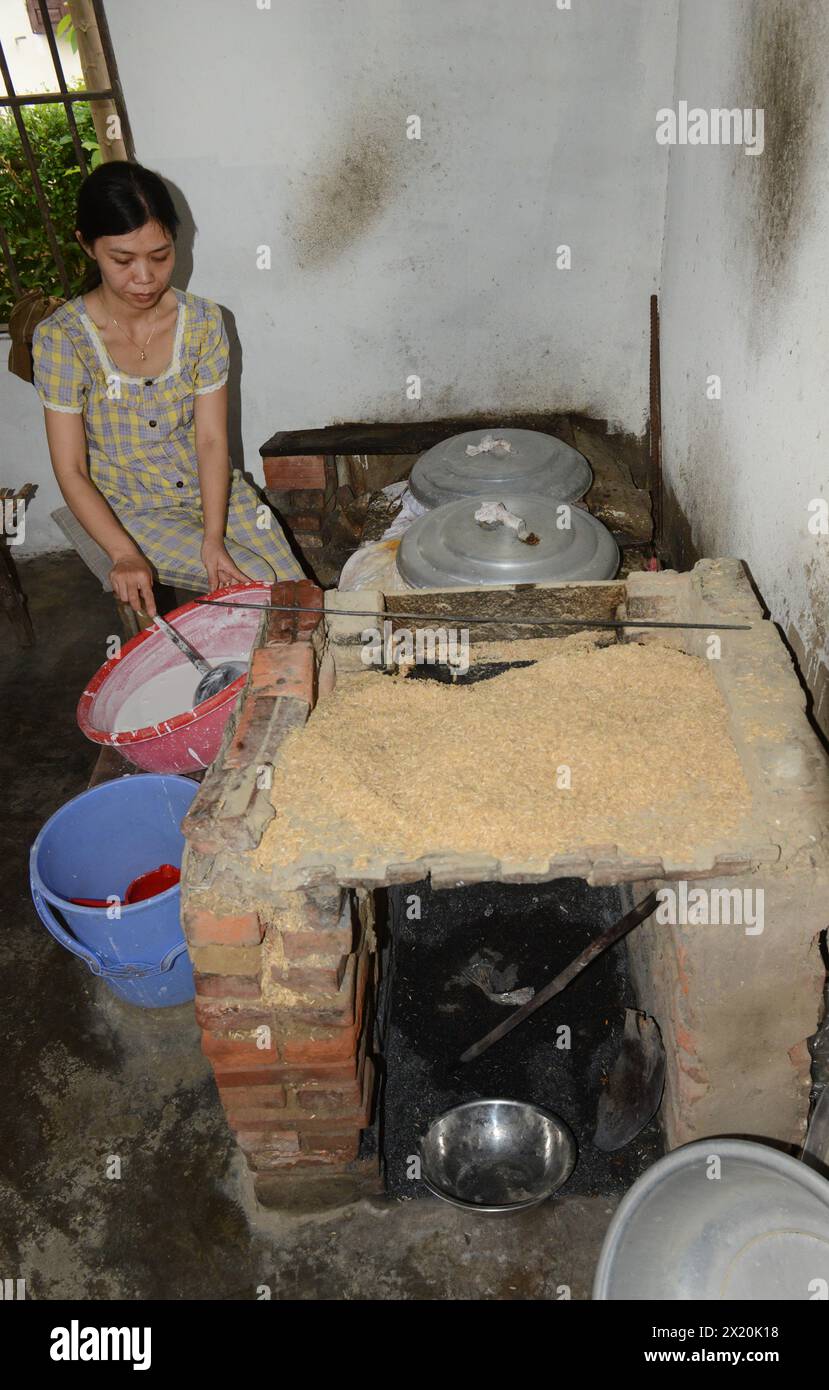 Traditional rice noodle production in a small family business on Cam ...