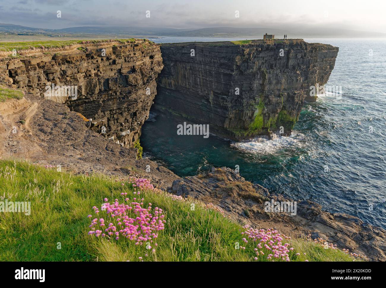 Ireland, County Mayo, northwest coast, Downpatrick Head, Dún Briste Sea ...