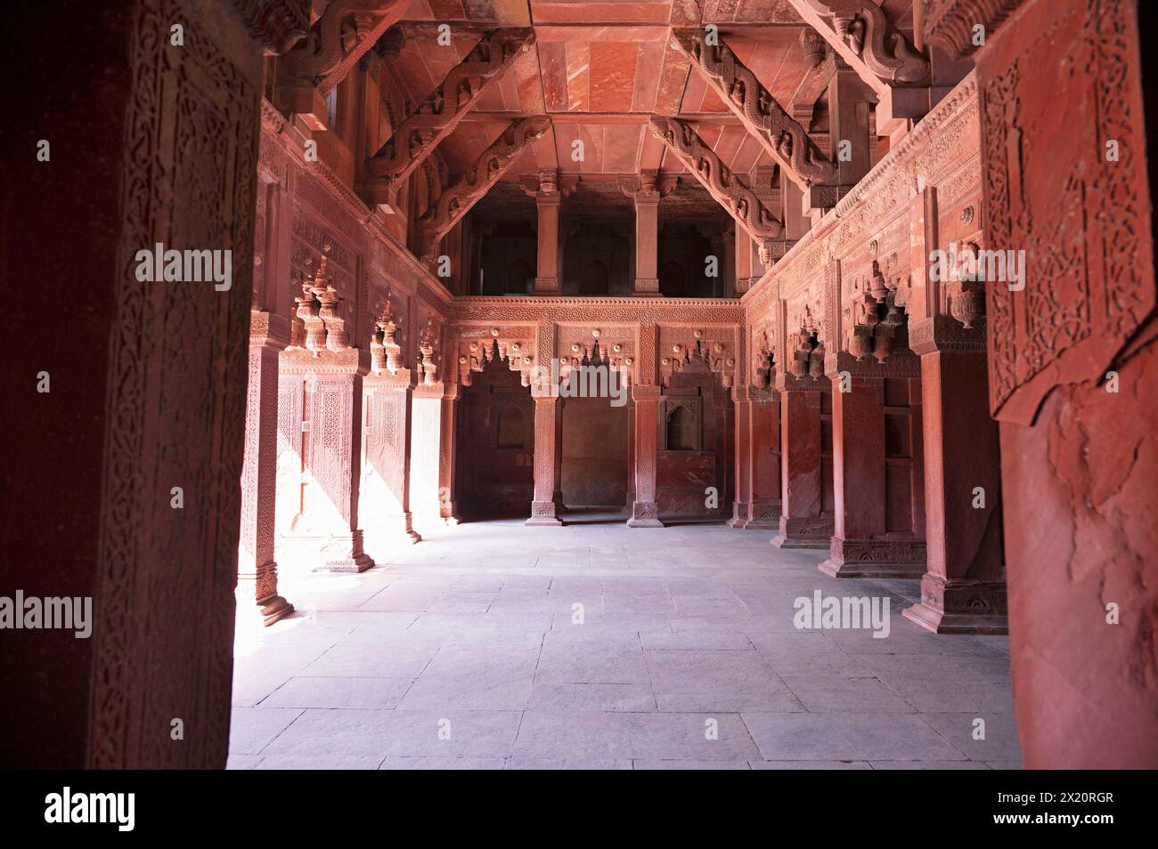 Carved pillars of the Jahangir Palace, Agra fort complex, Agra, Uttar ...