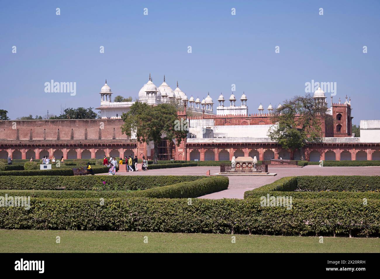 Moti Masjid & Diwan-i-Aam complex, Agra fort complex, Agra, Uttar ...
