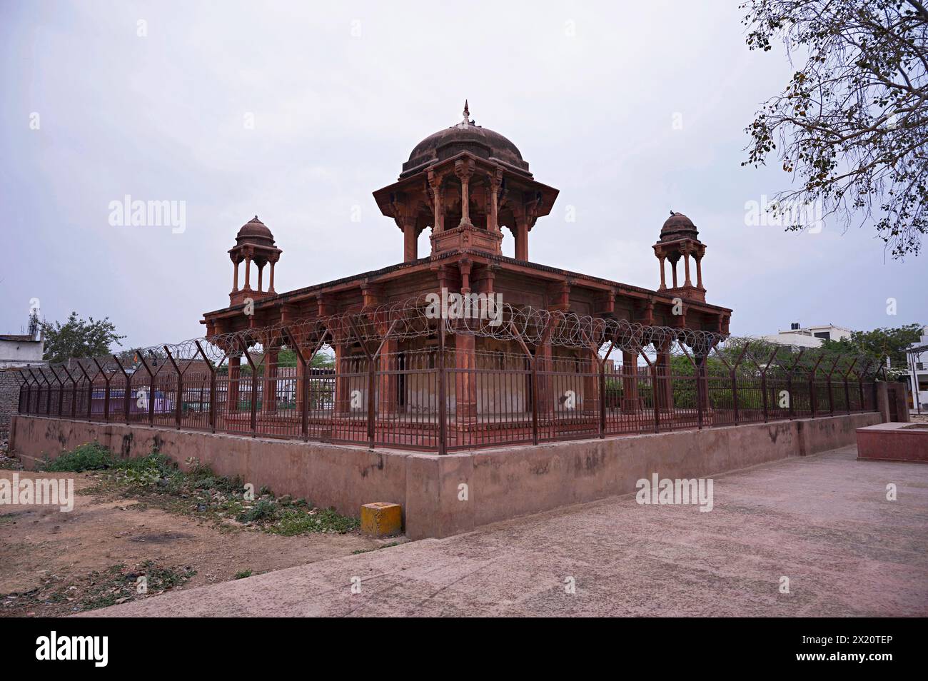 Bibi ishwardi hi-res stock photography and images - Alamy