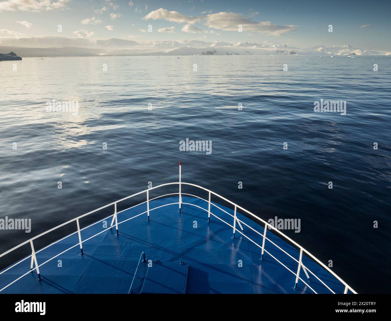 Davis strait and ships hi-res stock photography and images - Alamy