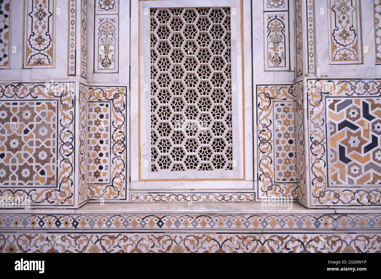 Inlay work (tile work) on the outer wall of the Tomb of I'timād-ud ...