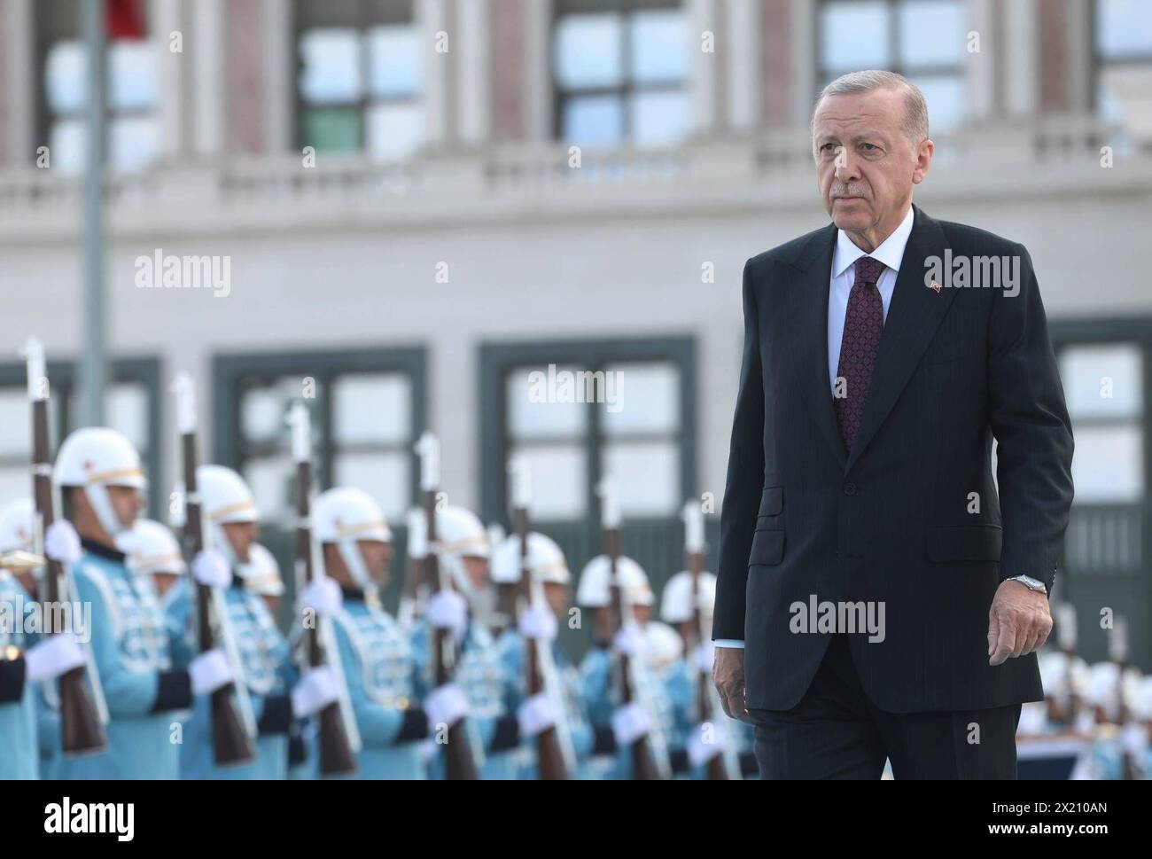 Turkish President Recep Tayyip Erdogan receives Tanzanian President ...