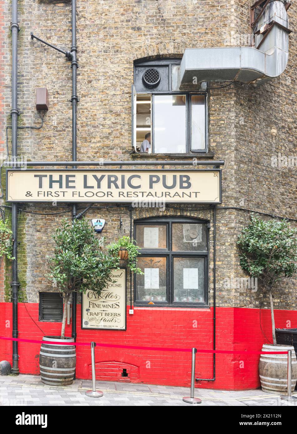 The Lyric pub, Soho, London, england Stock Photo - Alamy