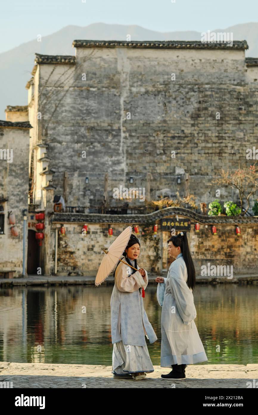 Hanfu china couple hi-res stock photography and images - Alamy