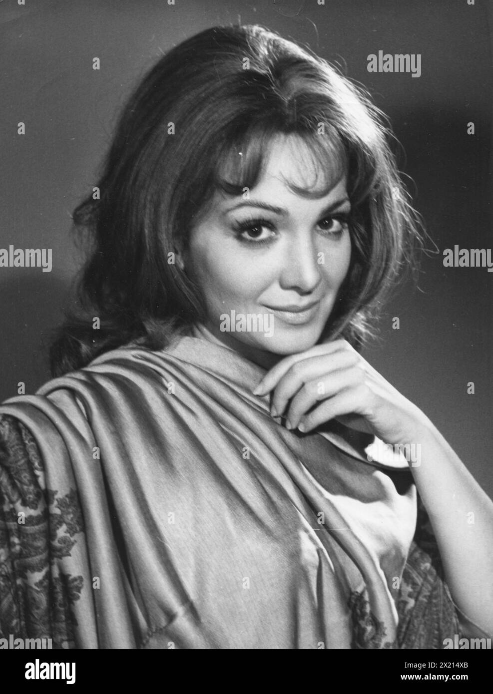 Stratas, Teresa, * 26.5.1938, Canadian opera singer (soprano) of Greek ...