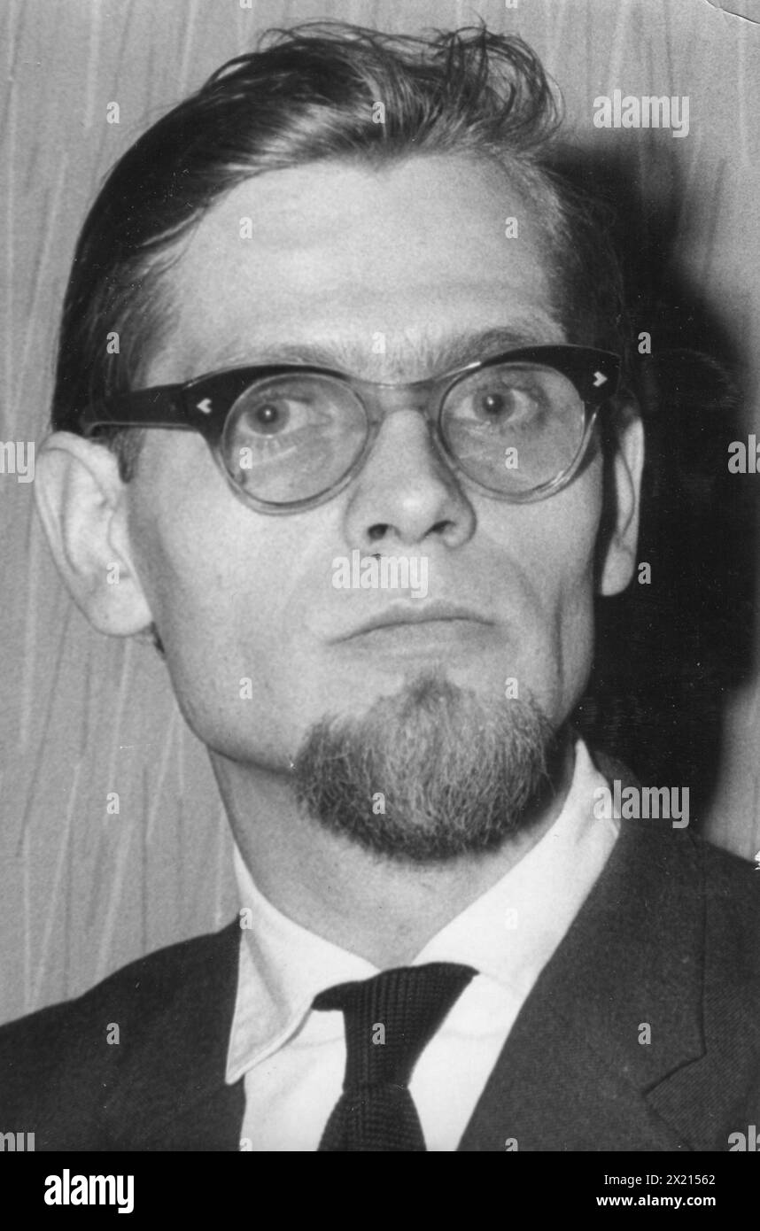 Strecker, Reinhard, * 8.9.1930, German political activist, ADDITIONAL ...