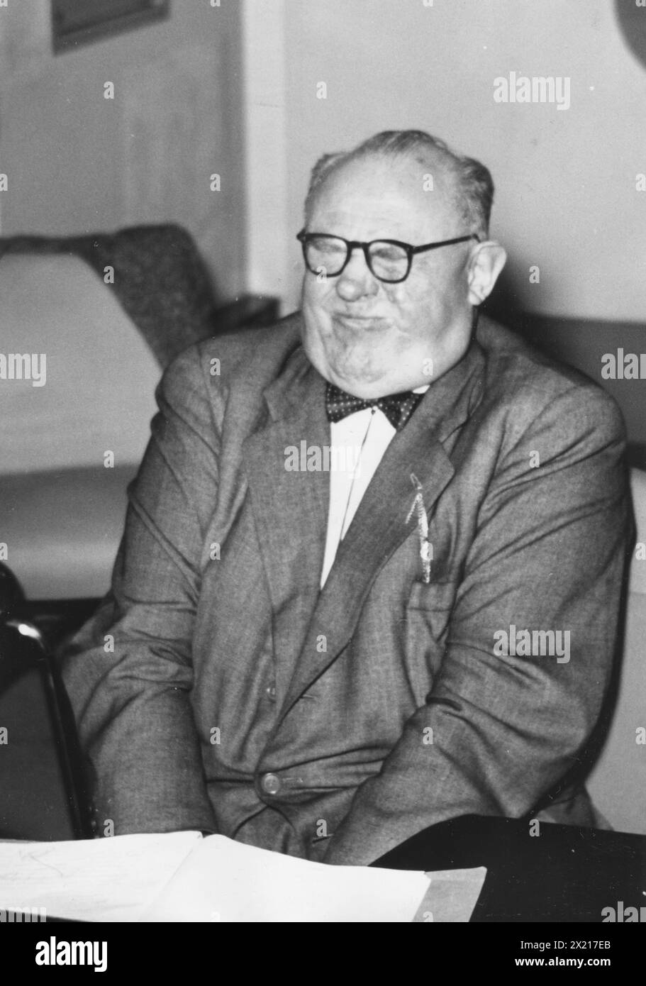 Wendhousen, Frederick, German dubbing director, in the studio ...