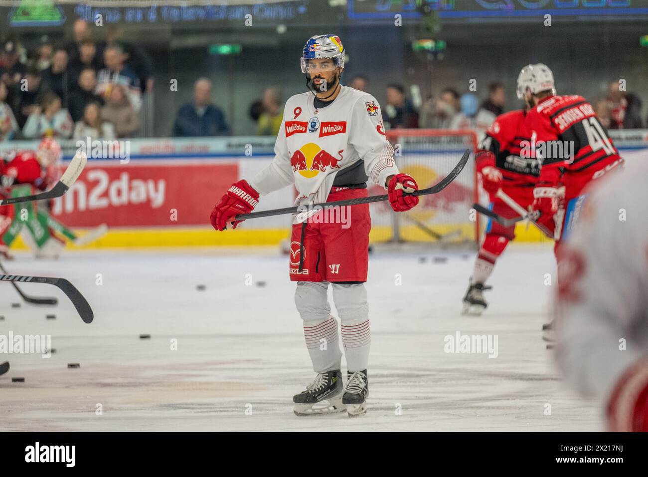 Ec red bull salzburg hi-res stock photography and images - Alamy