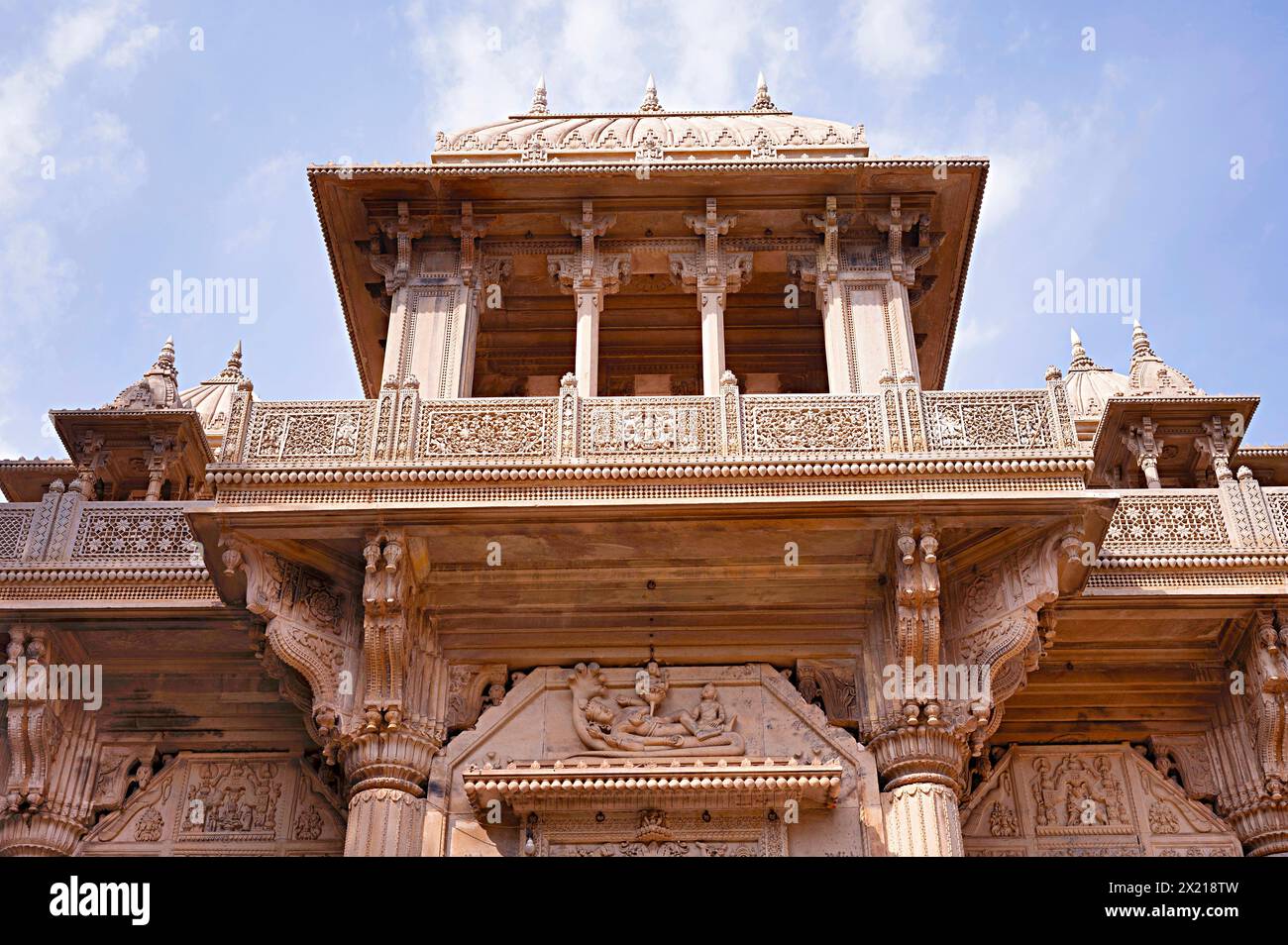 Carvings on the outer wall of Chhatri of Shrimant Jankoji Scindia ...