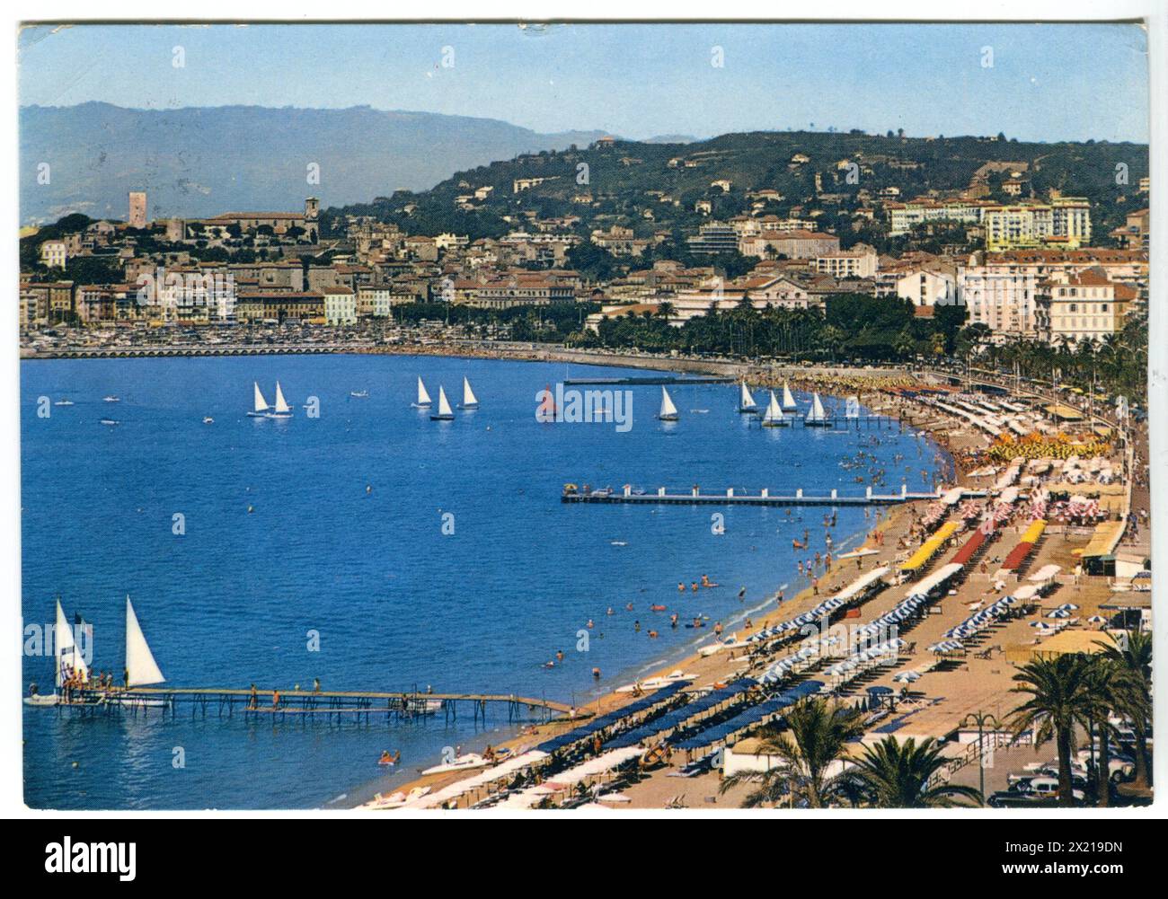 Cannes 1960s hi-res stock photography and images - Alamy