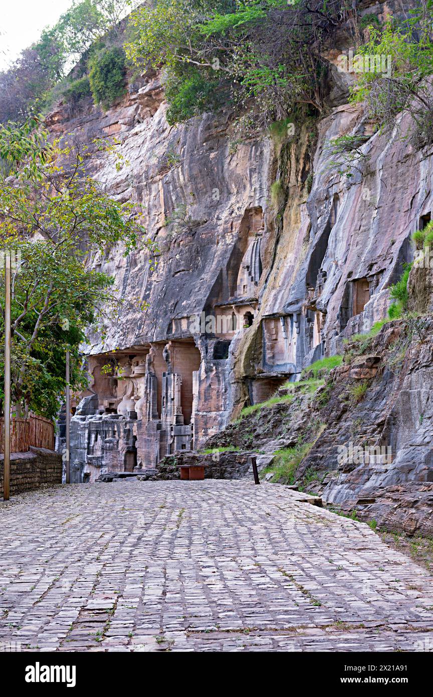 Rock - Cut Jain Colossal or Gopachal Parvat, Gwalior, Madhya Pradesh ...