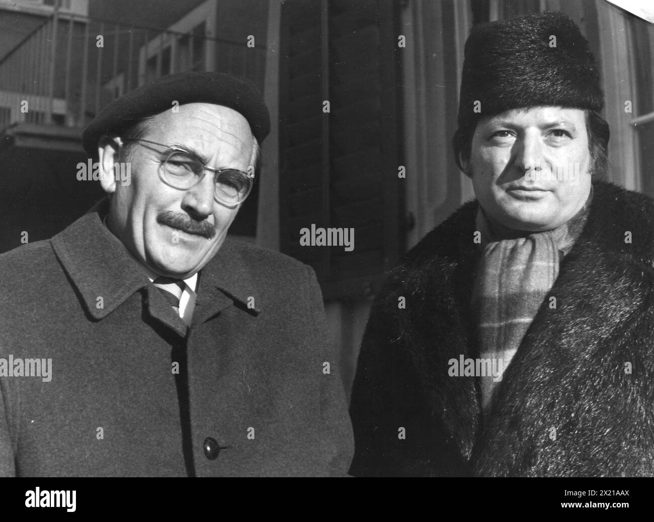 16 century eyeglasses hi-res stock photography and images - Alamy