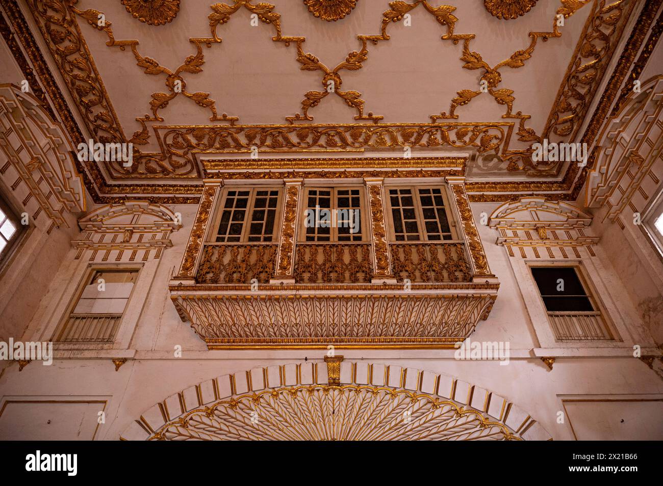 Interiors, Main hall, Moti Mahal, it was used as the Assembly Hall of ...