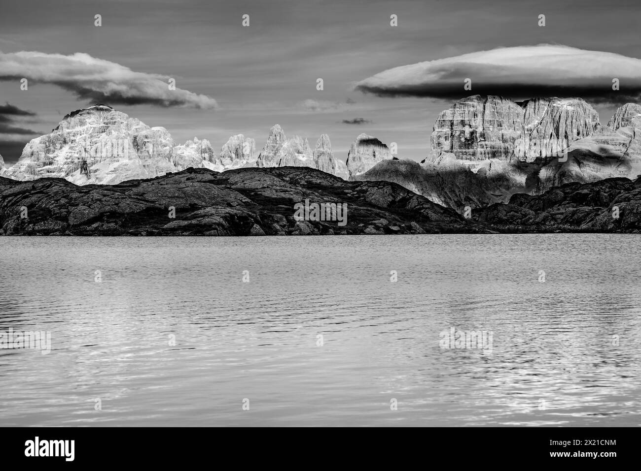 Adamello presanella alps Black and White Stock Photos & Images - Alamy