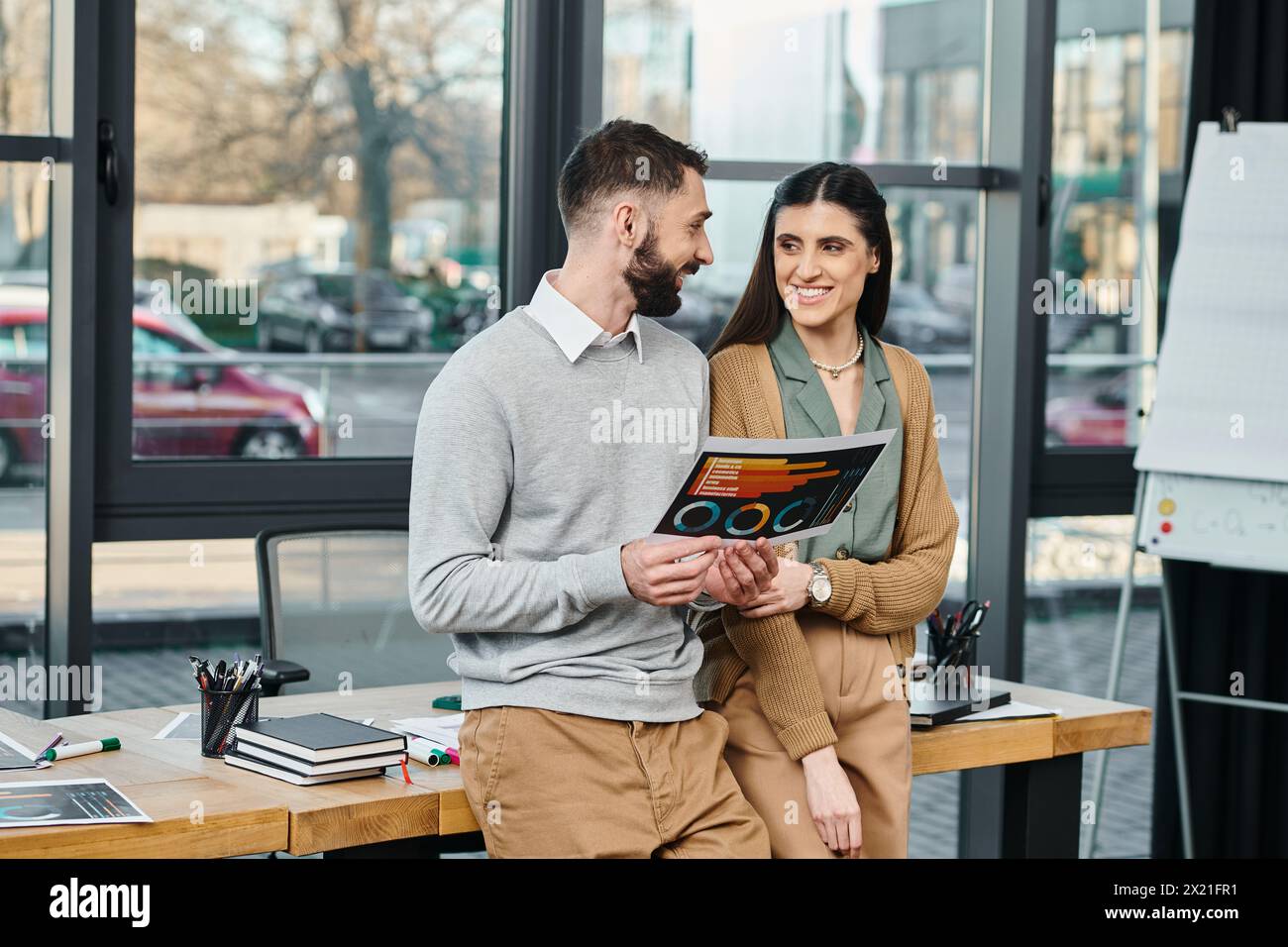 Diverse team in office world hi-res stock photography and images - Alamy