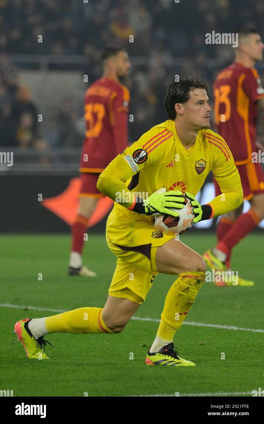 Rome, Italy. 18th Apr, 2024. Roma's goalkeeper Mile Svilar during the ...