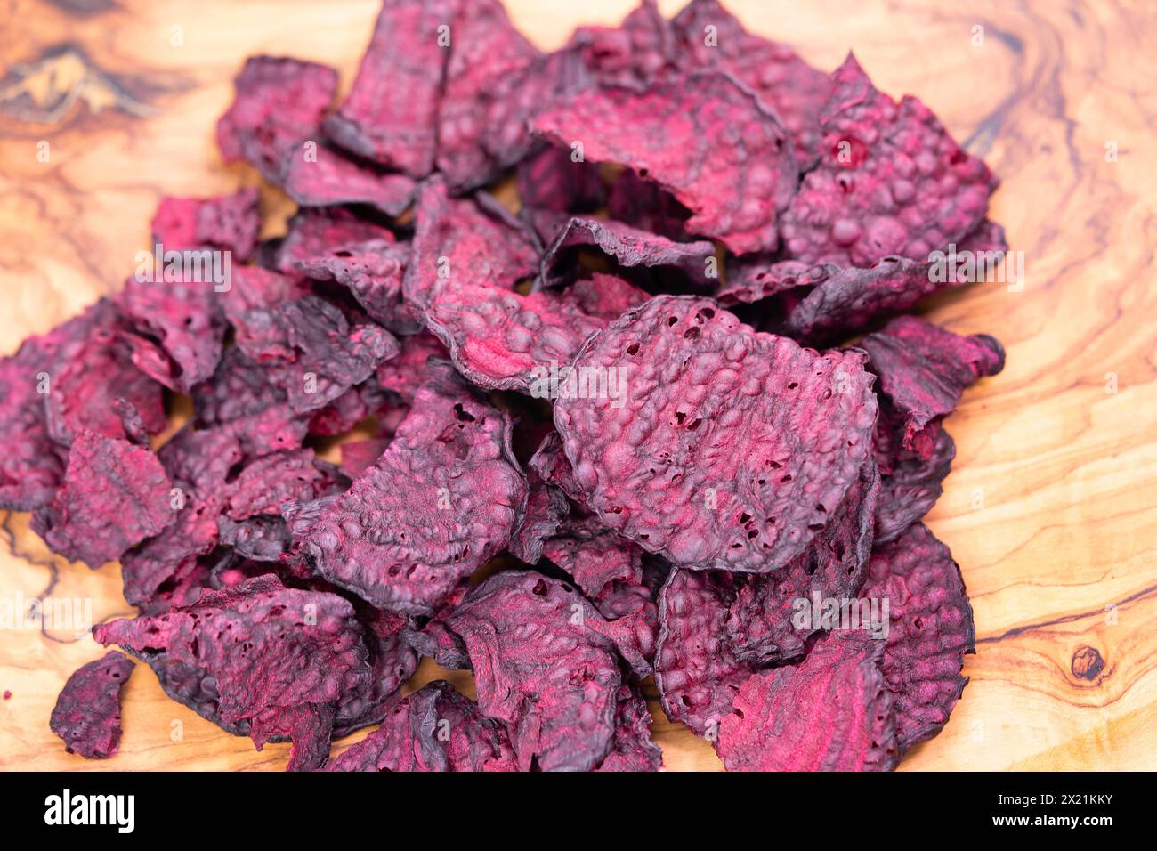 Root beet (Beta vulgaris), beetroot crisps Stock Photo - Alamy