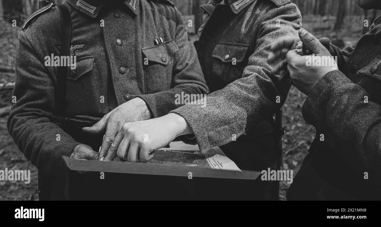 World War II German wehrmacht Soldier officer Commander Soldiers Of World War II Briefs, Showing ...