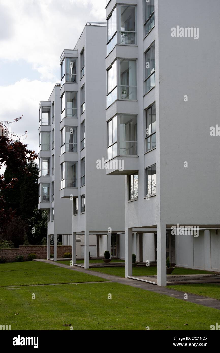 Regency House, architecture in Newbold Terrace, Leamington Sopa ...