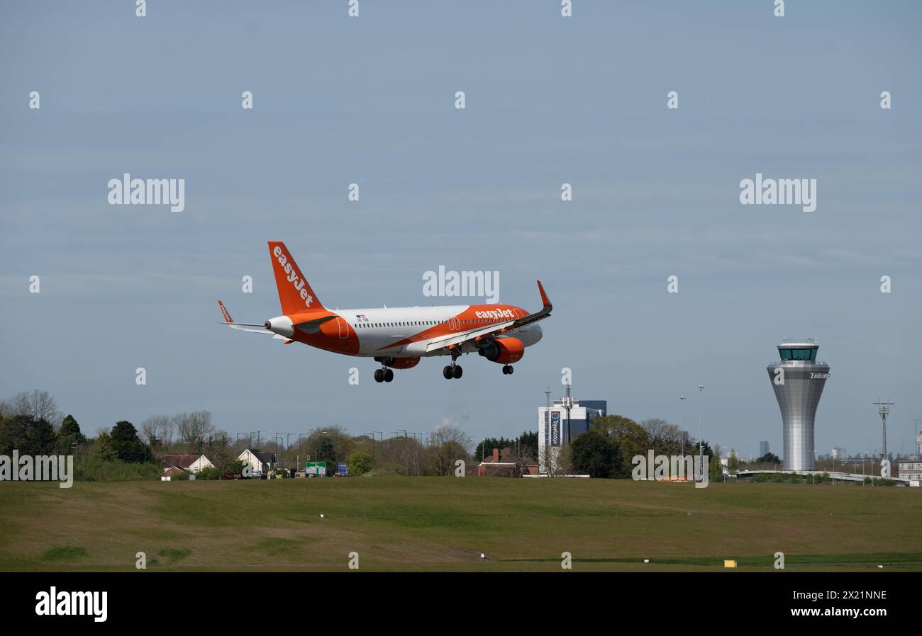 Easyjet Airbus A320-214 landing at Birmingham Airport, UK (OE-IVB Stock ...