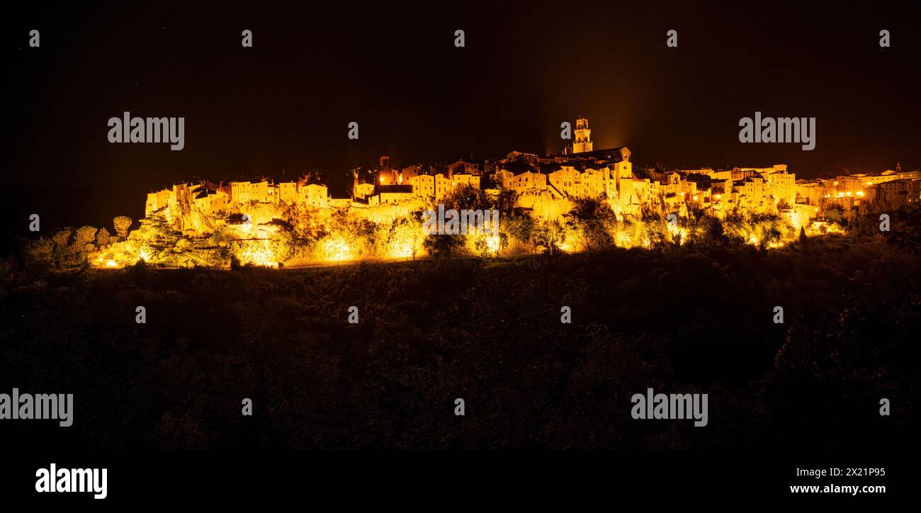 Golden dawn in tuscany time hi-res stock photography and images - Alamy