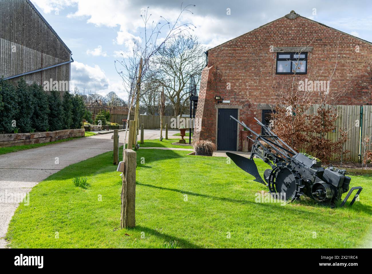 Barn used farm hi-res stock photography and images - Alamy