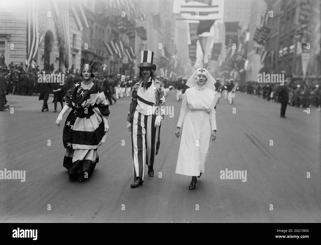 Parade, 12 Oct 1918 (date created or published later). Women marching ...