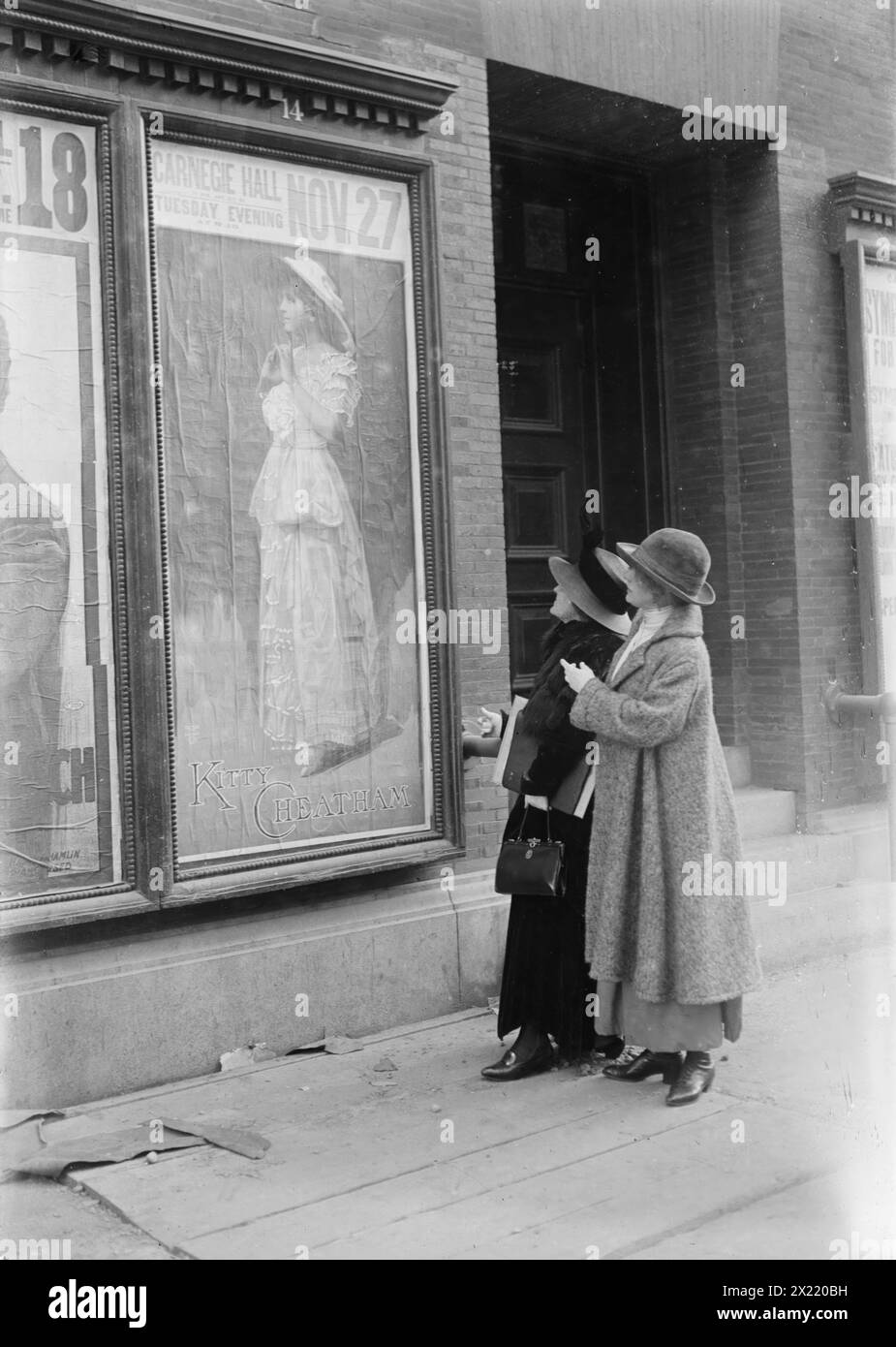 Carnegie hall concert poster hi-res stock photography and images - Alamy