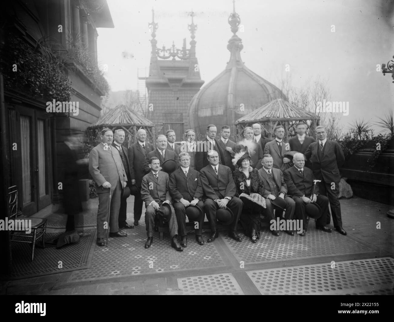 American magnates hi-res stock photography and images - Alamy