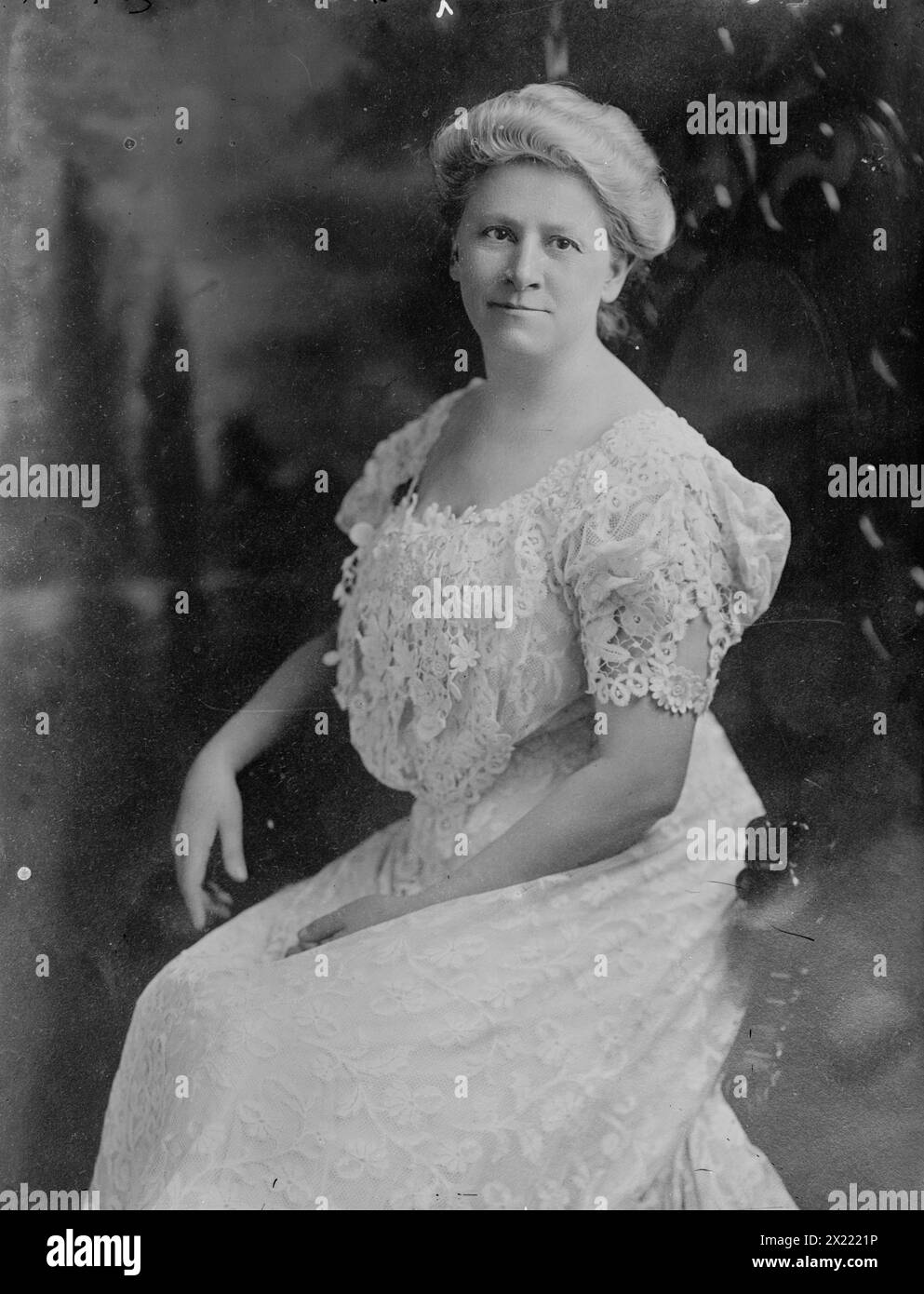 Robert gamble hi-res stock photography and images - Alamy