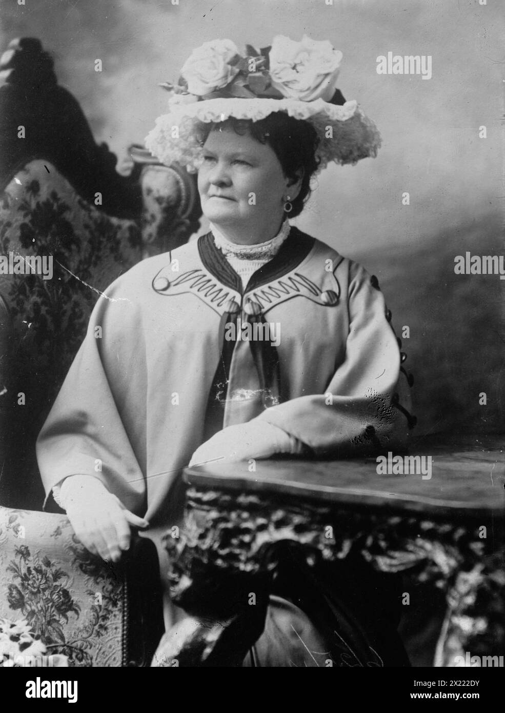 Mrs. Anna O. Hagsteot seated, 1910 Stock Photo - Alamy